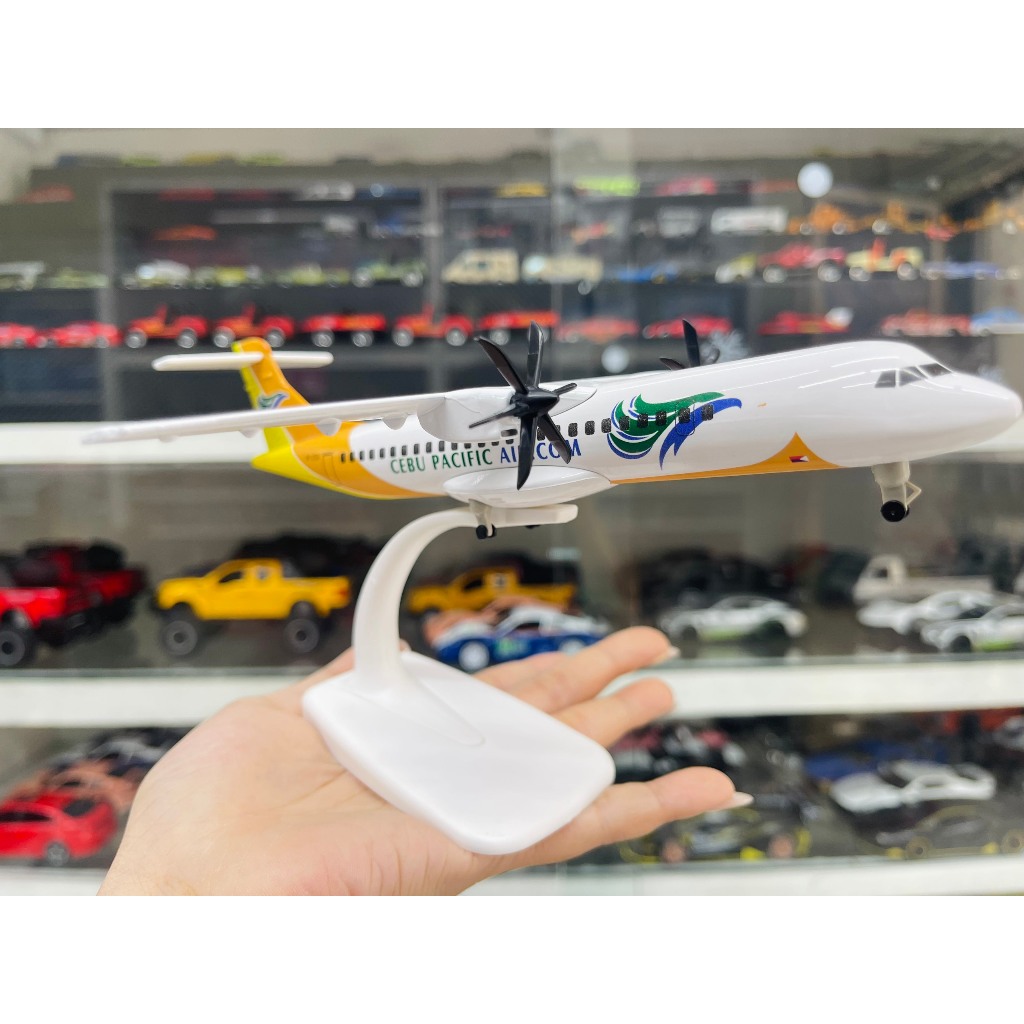 West Air Philippine CEBU Pacific ATR aircraft model with wheels size ...