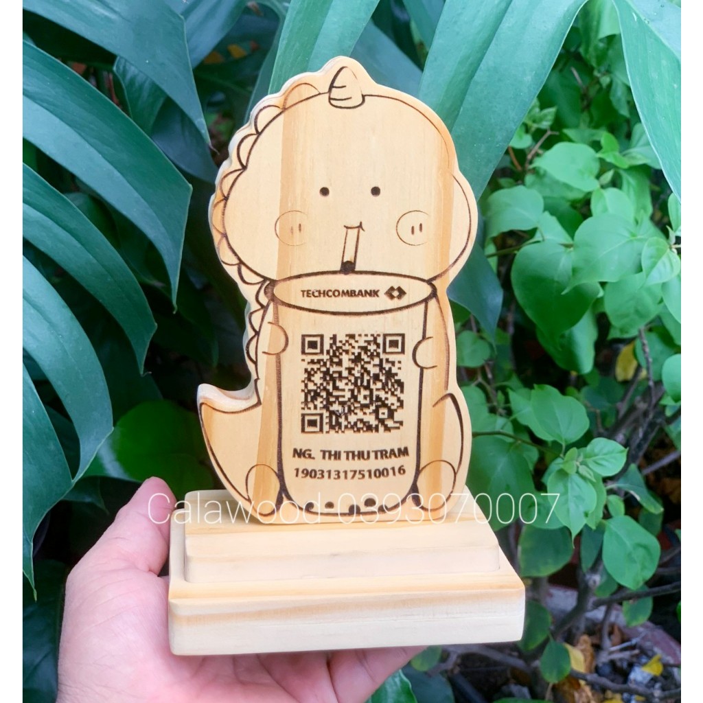 Pine Board Scans Dinosaur-Shaped QR Code, With Professional Desktop ...