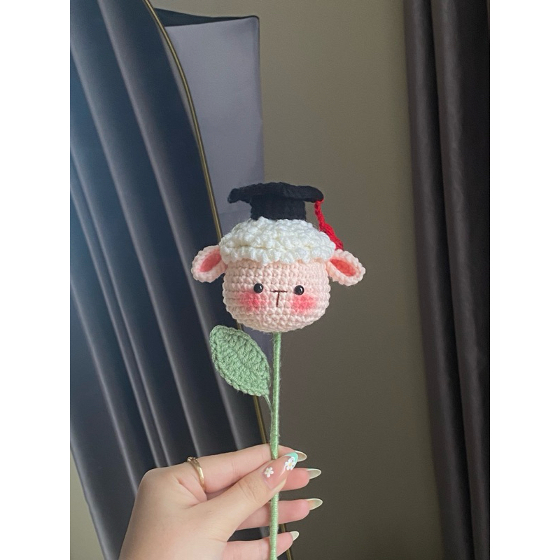 Graduation chibi doll animal branches, graduation hat animal heads ...