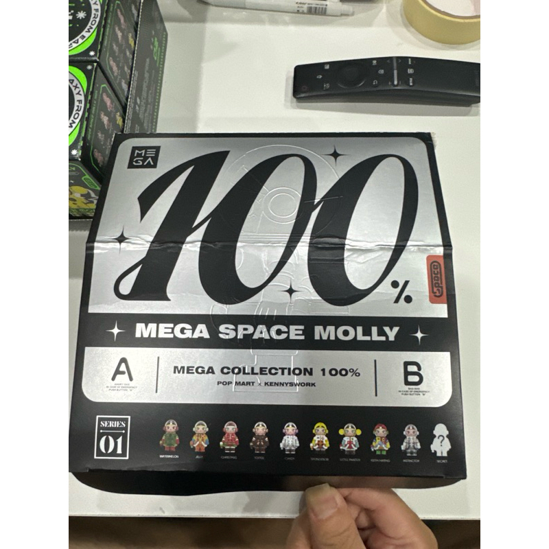 Blind box mega space molly ver 1 | Shopee Philippines