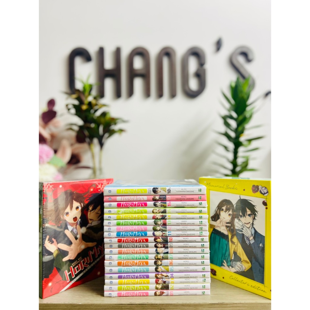 Comics {Collectible Edition} Horimiya - 17 & Horimiya - 10.5 Official ...