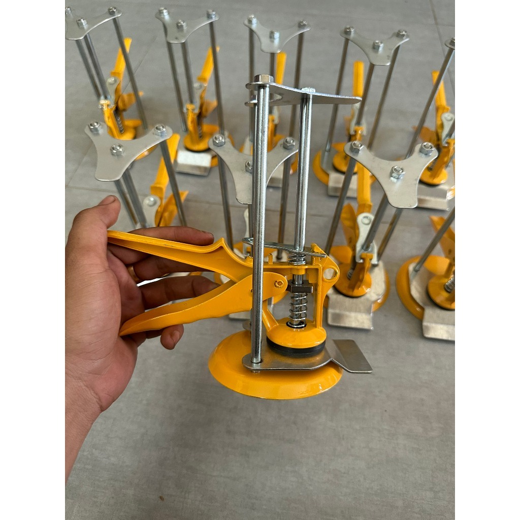 Viet My 3-Pillar Tile Lifting Jack, Ceramic Wall Tile Lifting Jack ...