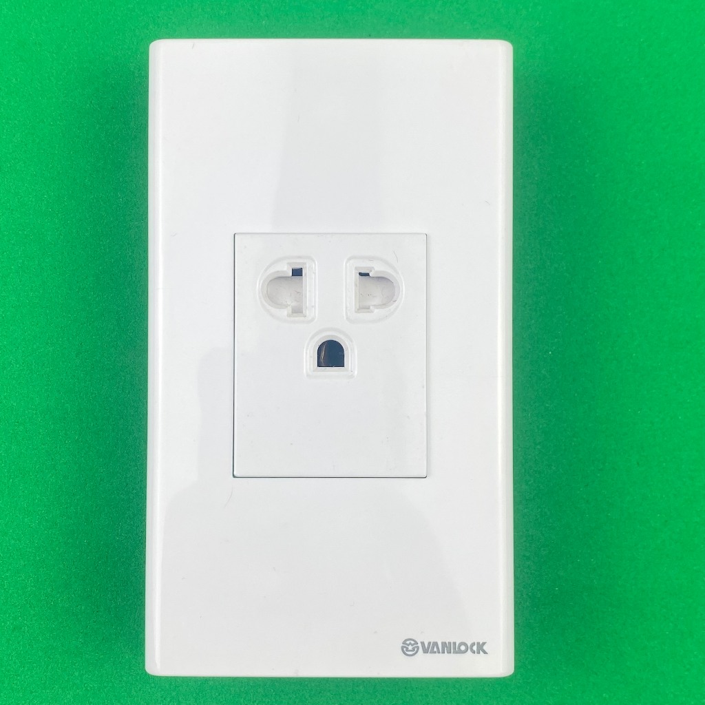 3-pin 16A Single Socket With Sino Screen S18CC Series - S18CCUE Pairing ...