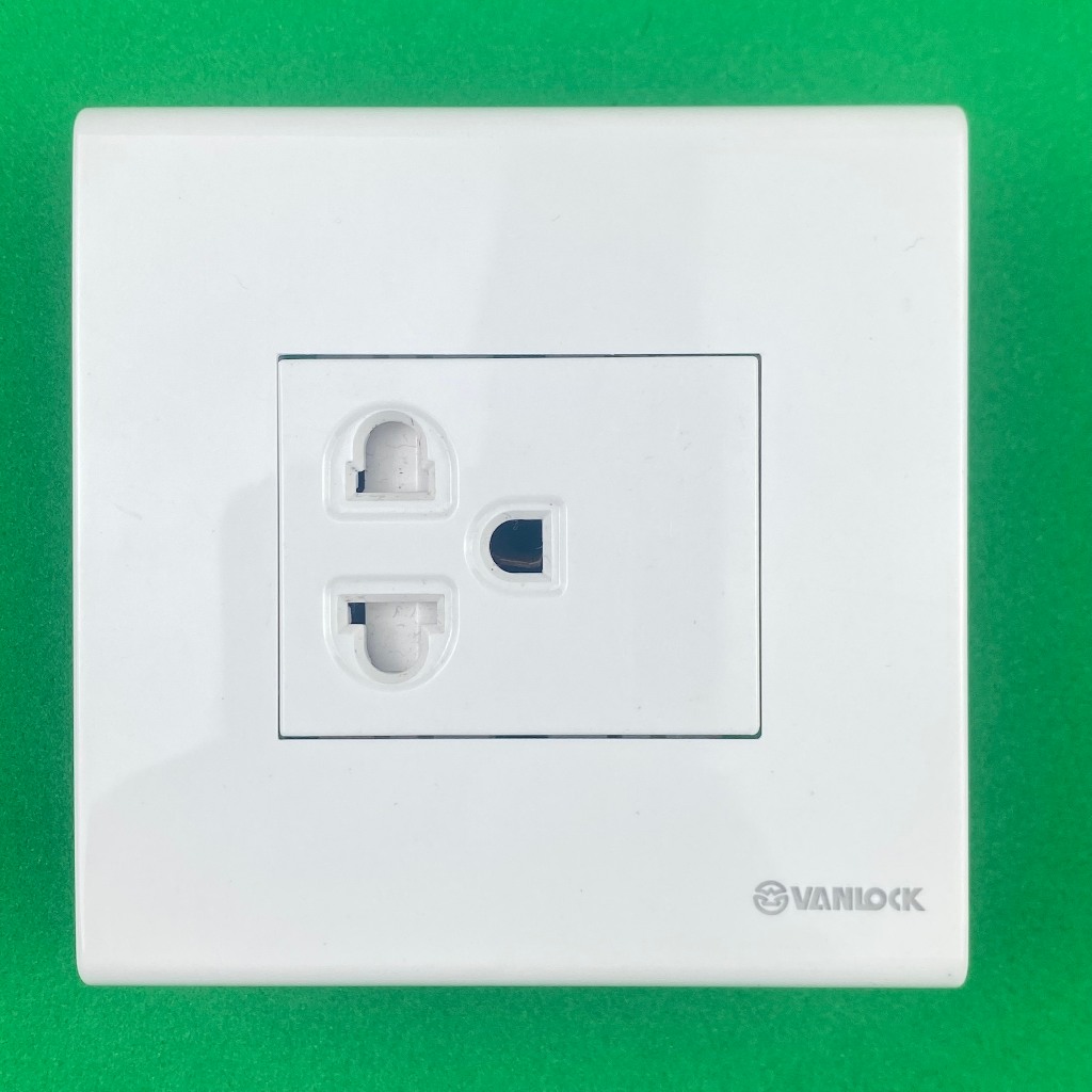 16a Sino 3-Pin Square Single Socket S98CC - Square Face Pairing S98CCUE ...