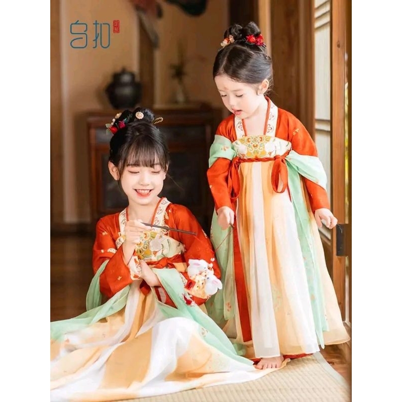 Traditional costumes, 2hand ancient costumes - dance dresses ...