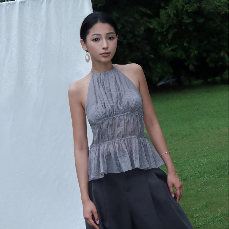 Man Nhan women's camisole made of soft pleated silk fabric - oula ...