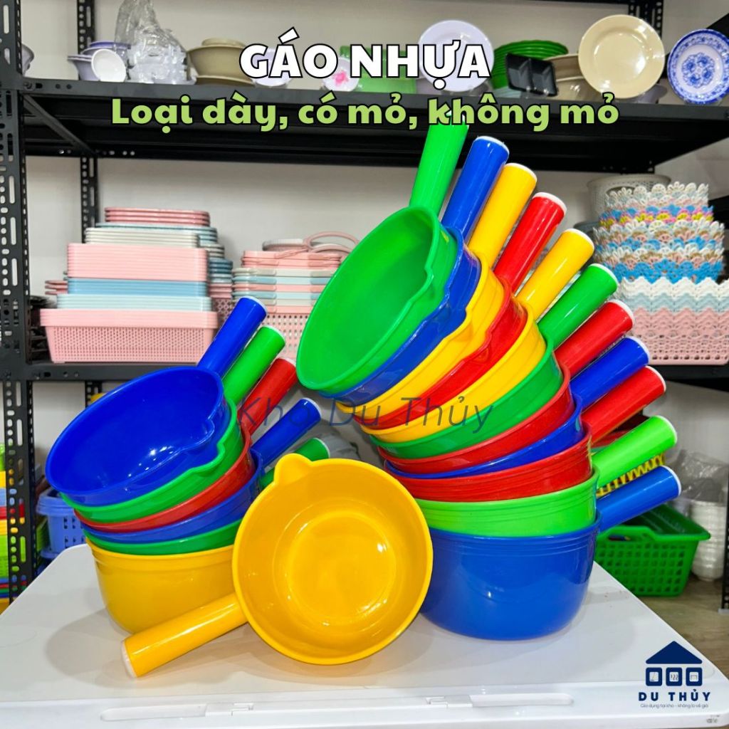 Water ladle, plastic ladle (plastic water ladle) in red, leaf, poplar ...