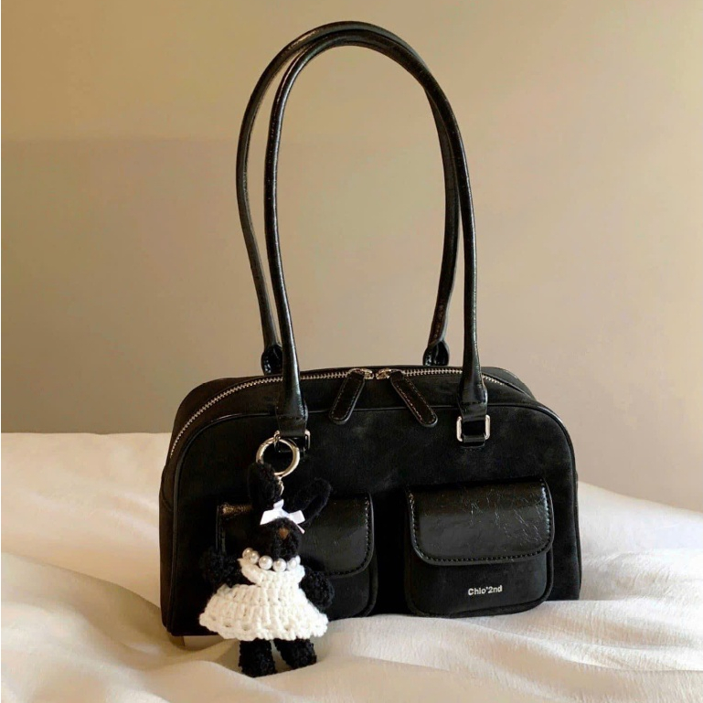 Women's bag Chio 2nd bag Clear clip Slingshotch size 29 Black Crossbody ...