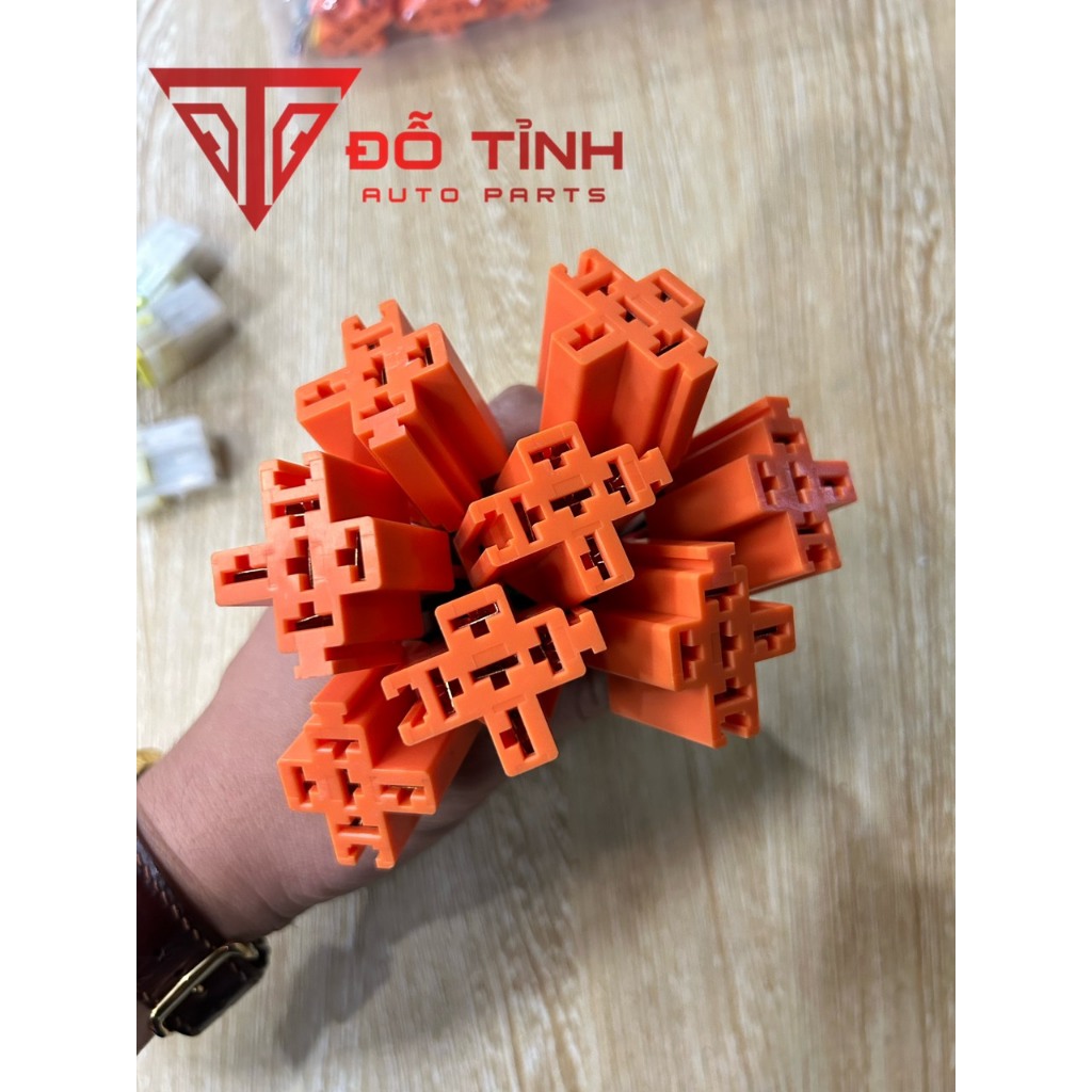 4-pin, 5-pin relay jack for car relays. Jack big cam relay plug ...