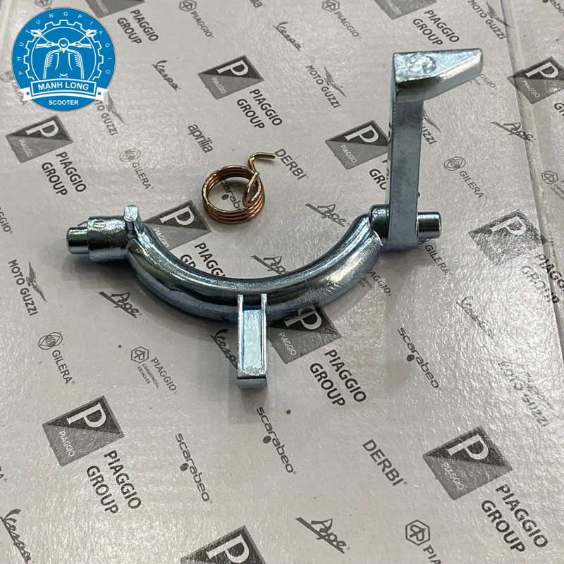 Piaggio Vespa front trunk keychain set (genuine) | Shopee Philippines