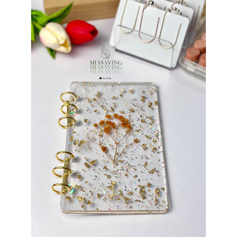 A6 resin notebook cover with eyelets: Little flower in the middle ...