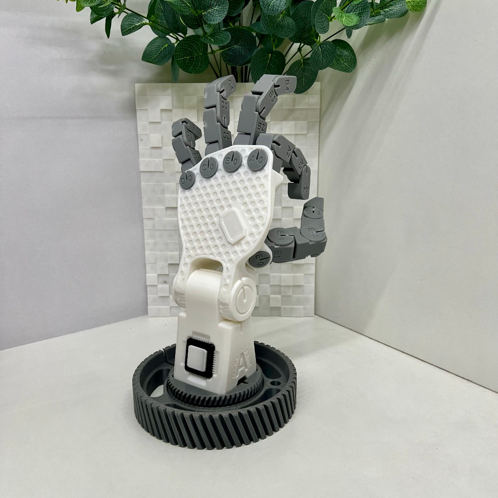 3d printed robot arm model - Flexible joints, can change posture, used ...
