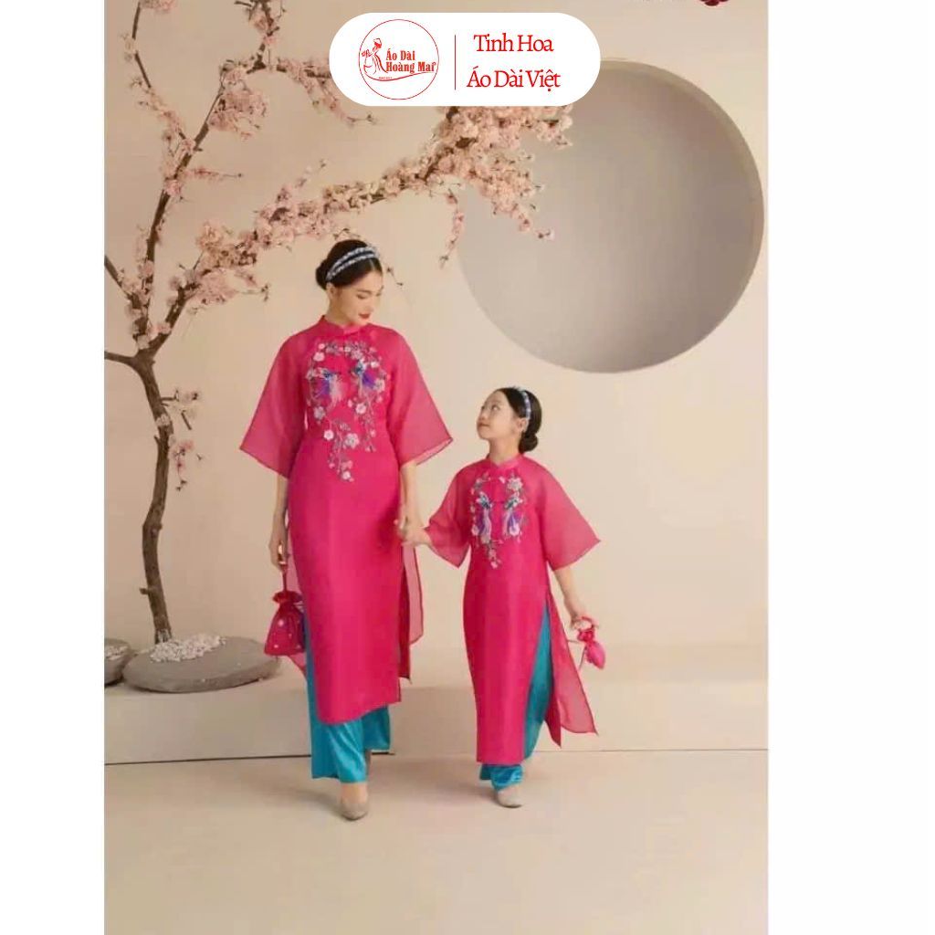 Modern ao dai for mother and baby Moc Tra Hong Canh Sen, loose sleeves ...