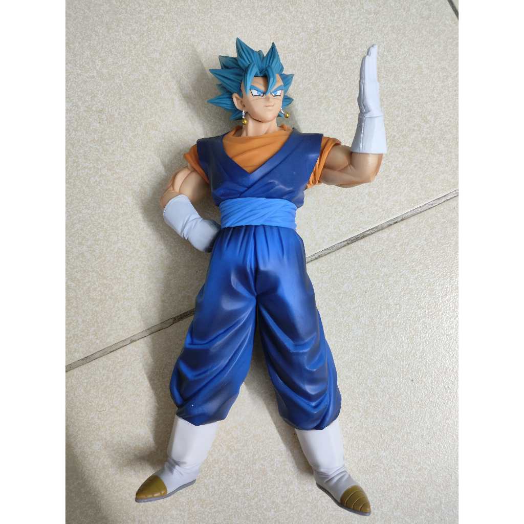 Genuine Ichiban Kuji DragonBall: Vegito blue character model | Shopee ...