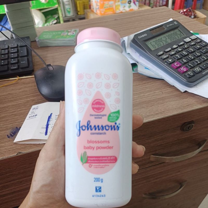 Gohnsons baby powder Thai 200g | Shopee Philippines