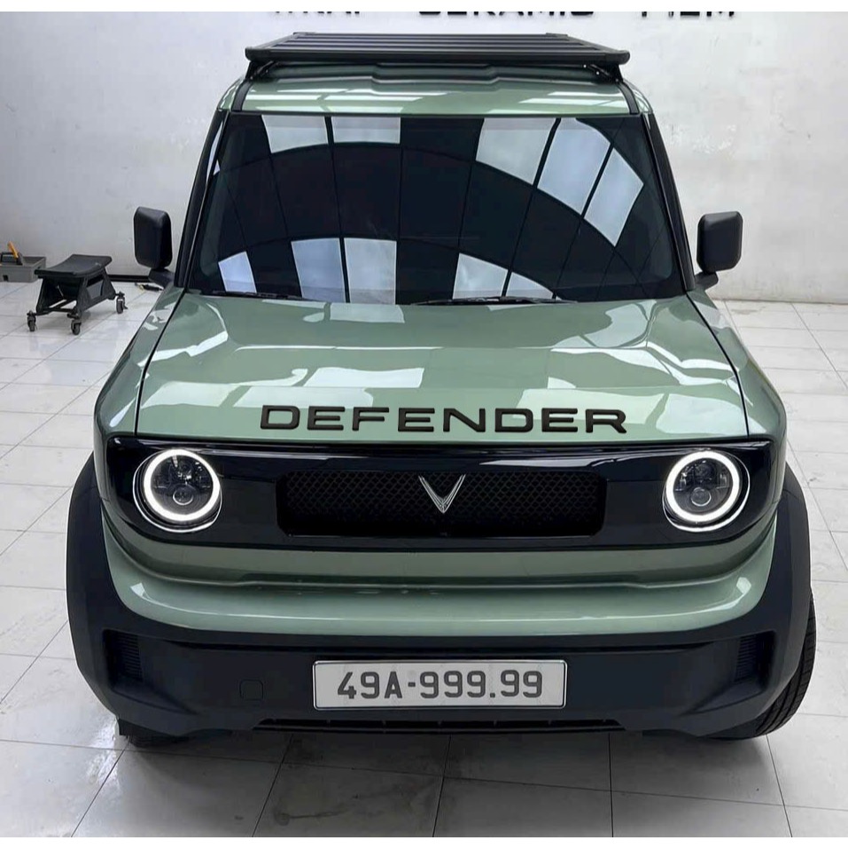 DEFENDER DISCOVERY RANGE ROVER 3D Logo on Vinfast VF3 car nose is so ...