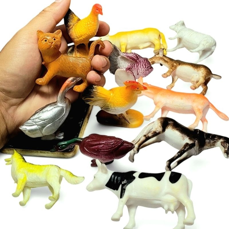 Set of 14 medium-sized solid plastic farm ANIMAL toys: Chickens, ducks ...
