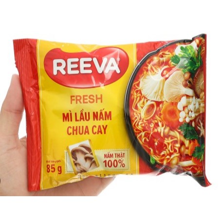 Lot of 10 packs of Reeva Spicy and Sour Mushroom Hot Pot Noodles 85G ...