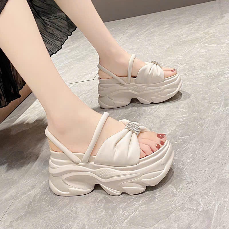[HIGH QUALITY PRODUCTS] BM SLIPPERS WITH BOTTOM CAN BE WEARED IN 2 ...