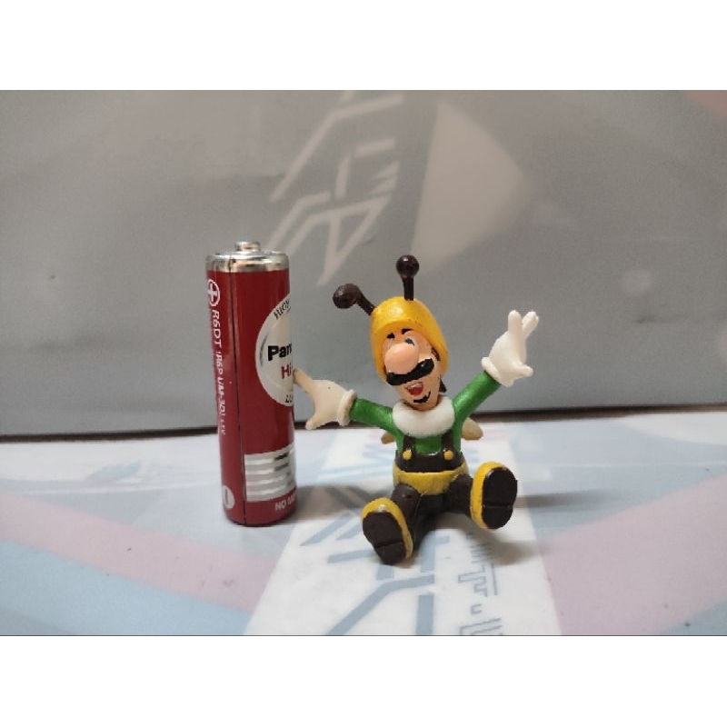 Luigi model from Mario cosplay bee | Shopee Philippines