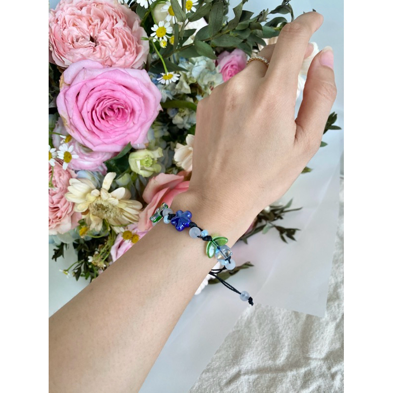 Beautiful handmade flower bracelet | Shopee Philippines