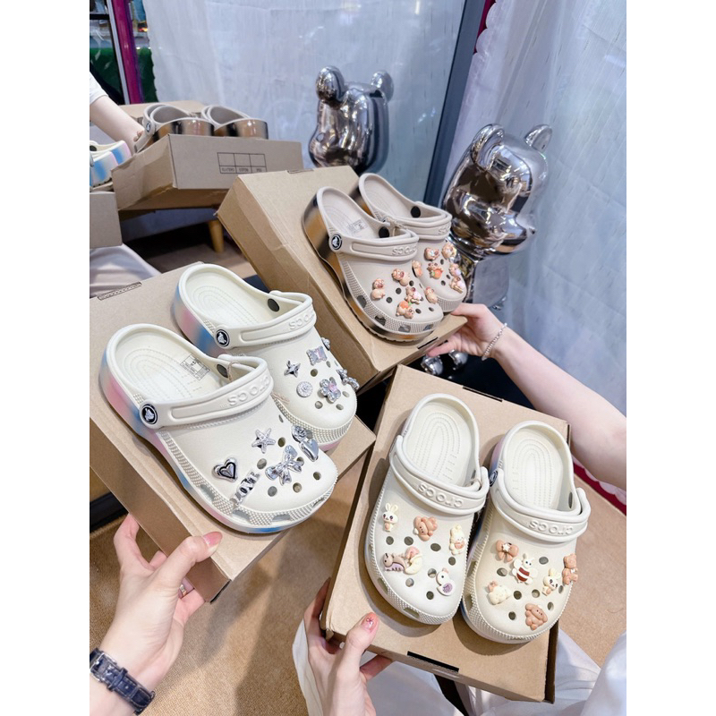 Molded PLASTIC SLIPPERS WITH TICKER + EXTREMELY HOT COLOR SOLES ...