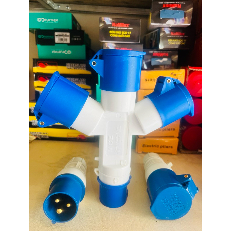 Portable Single Phase 3 Pin 16A Industrial Plug+Socket Set, Split 3 ...