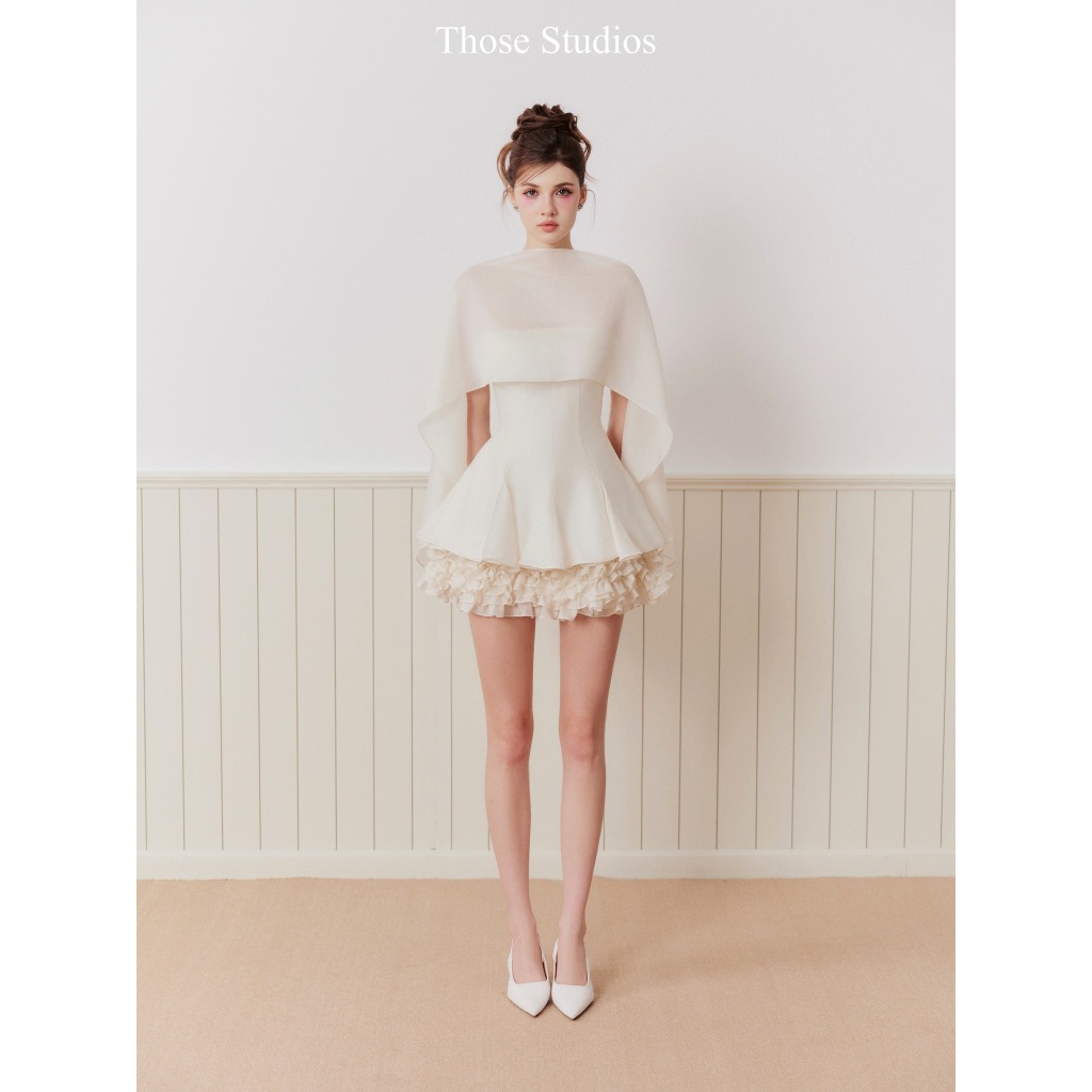 THOSE STUDIOS Layered flared Dress with elegant and gentle outerwear ...