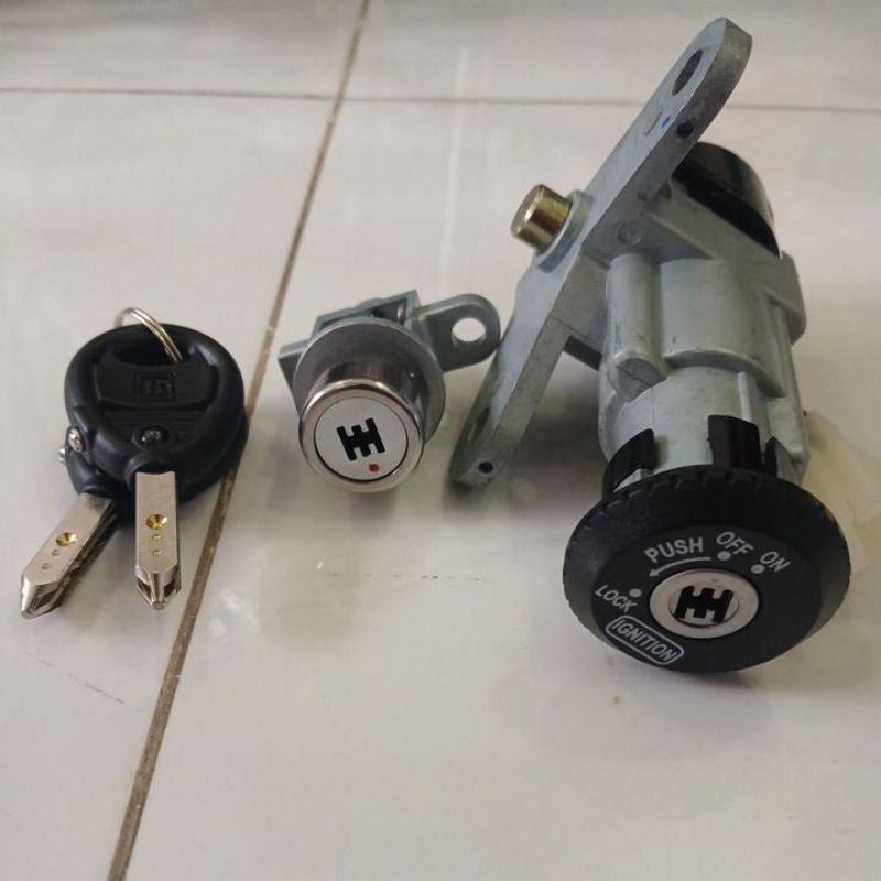 Jupiter V, Mx, R 6-sided electric lock and Ju saddle lock set | Shopee ...