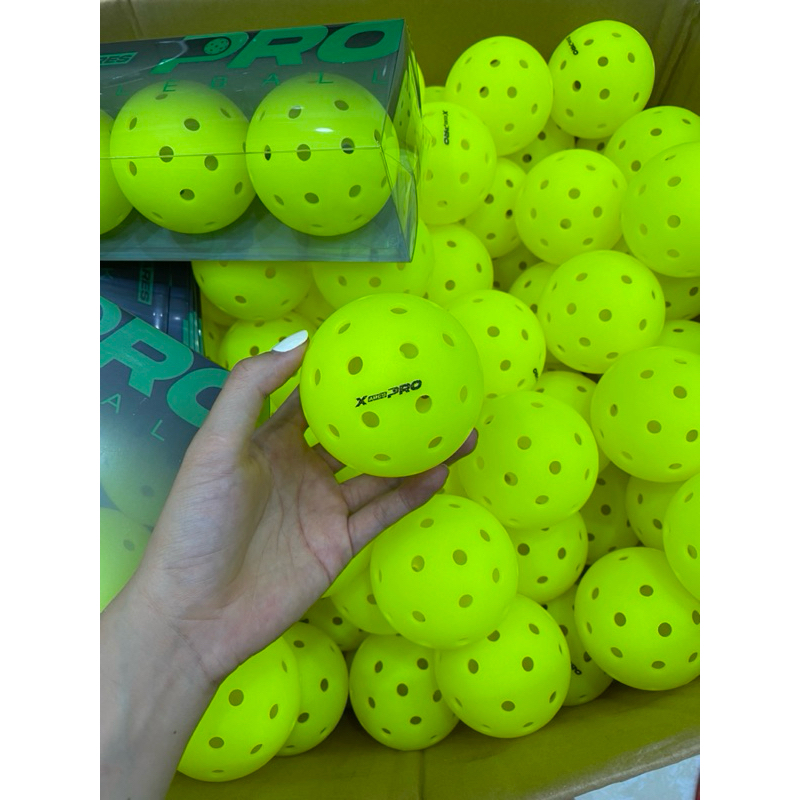 Genuine Pickleball X-PRO competition ball meets USA size and weight ...