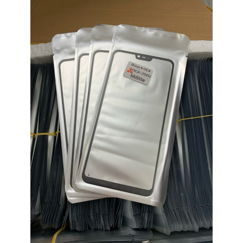 COMBO of 4 XiaoMi RedMi Mi8Lite instant screen laminated glass, used as ...
