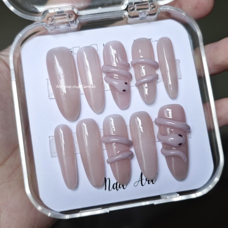 FakePieceg - Nailbox upside down nails with embossed snake jelly design ...