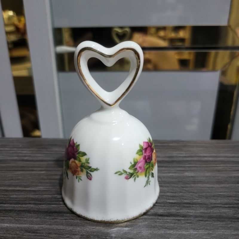 Royal Albert Heart Rose Bell | Shopee Philippines