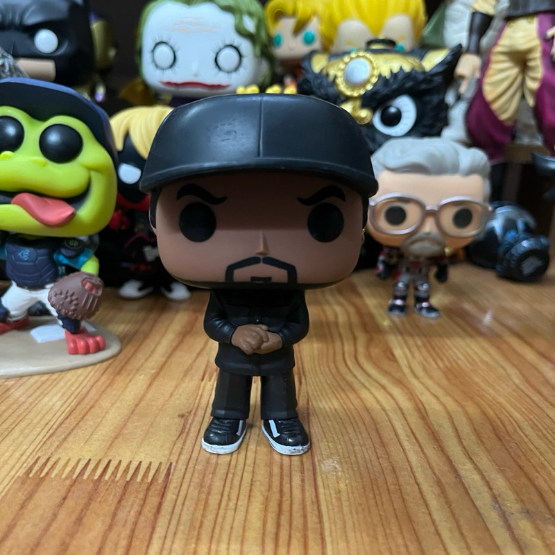 Mô hình Funko Pop! Rocks / Ice Cube (2nd nobox real) | Shopee Philippines