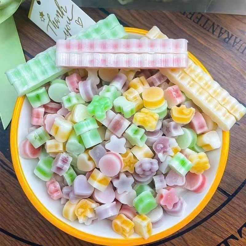 Combo of 15/30/50 cute-shaped mini wax candies filled with delicious ...