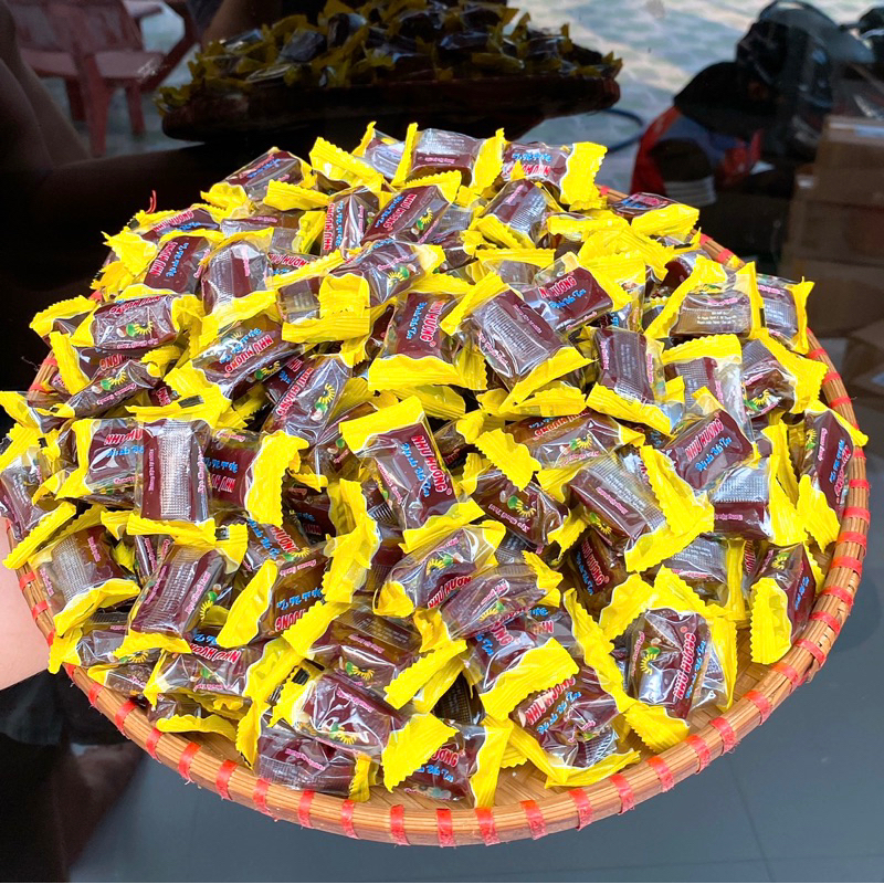 5kg Banana Candy Watered with Coconut Milk NHU HUONG - Snacks | Shopee ...