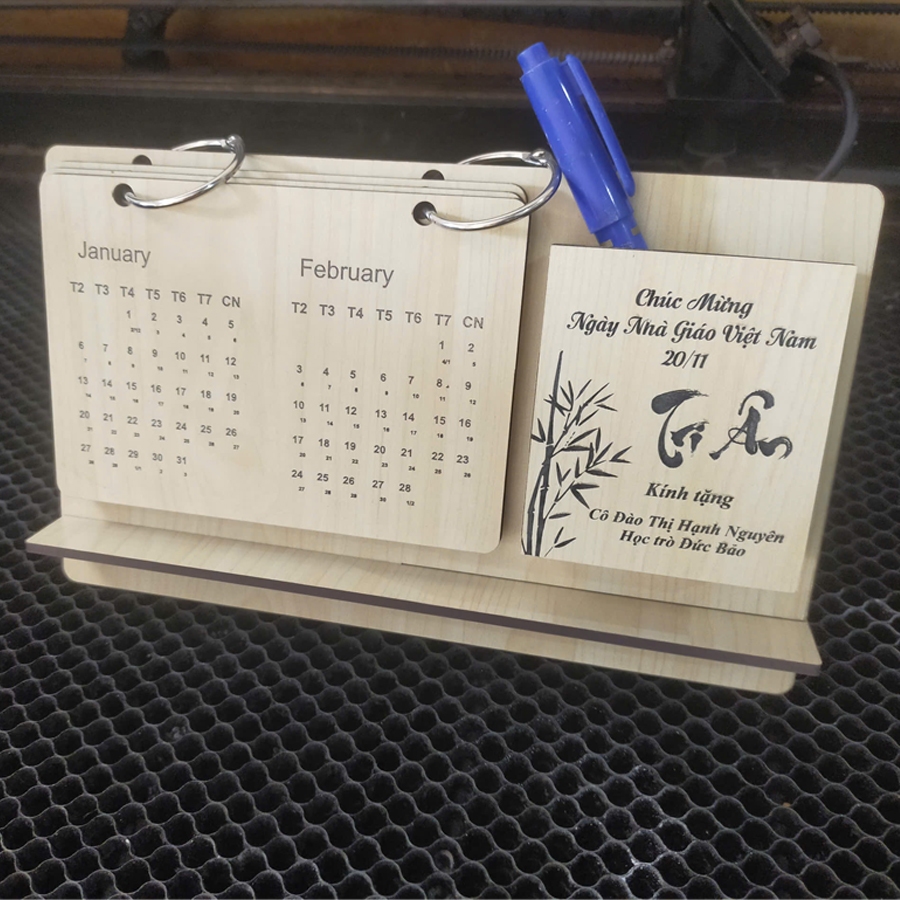 2025 Wooden Desk Calendar - Decorative Wooden Calendar for Home ...
