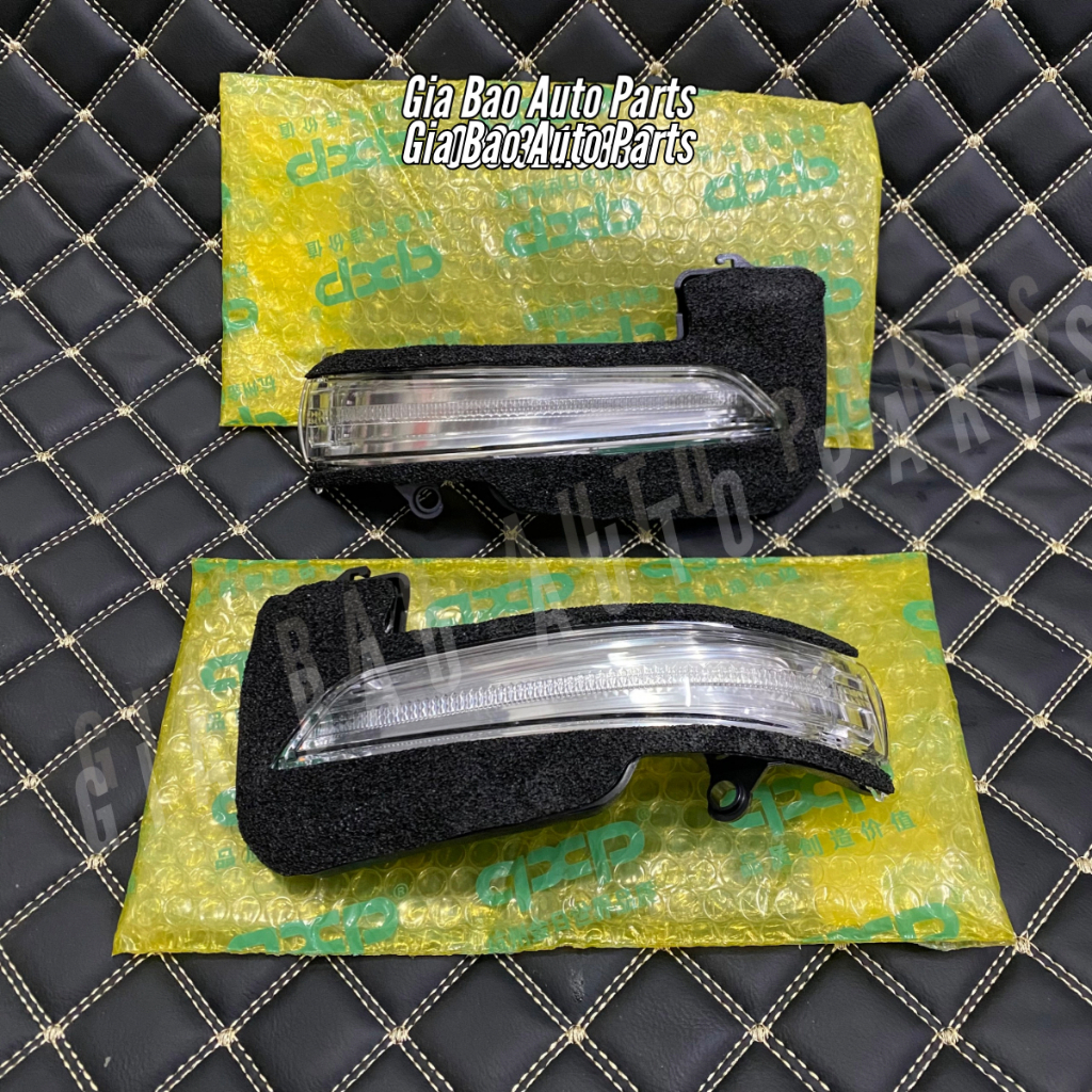 Car mirror turn signal lights for Toyota Fortuner - Hilux - Innova ...