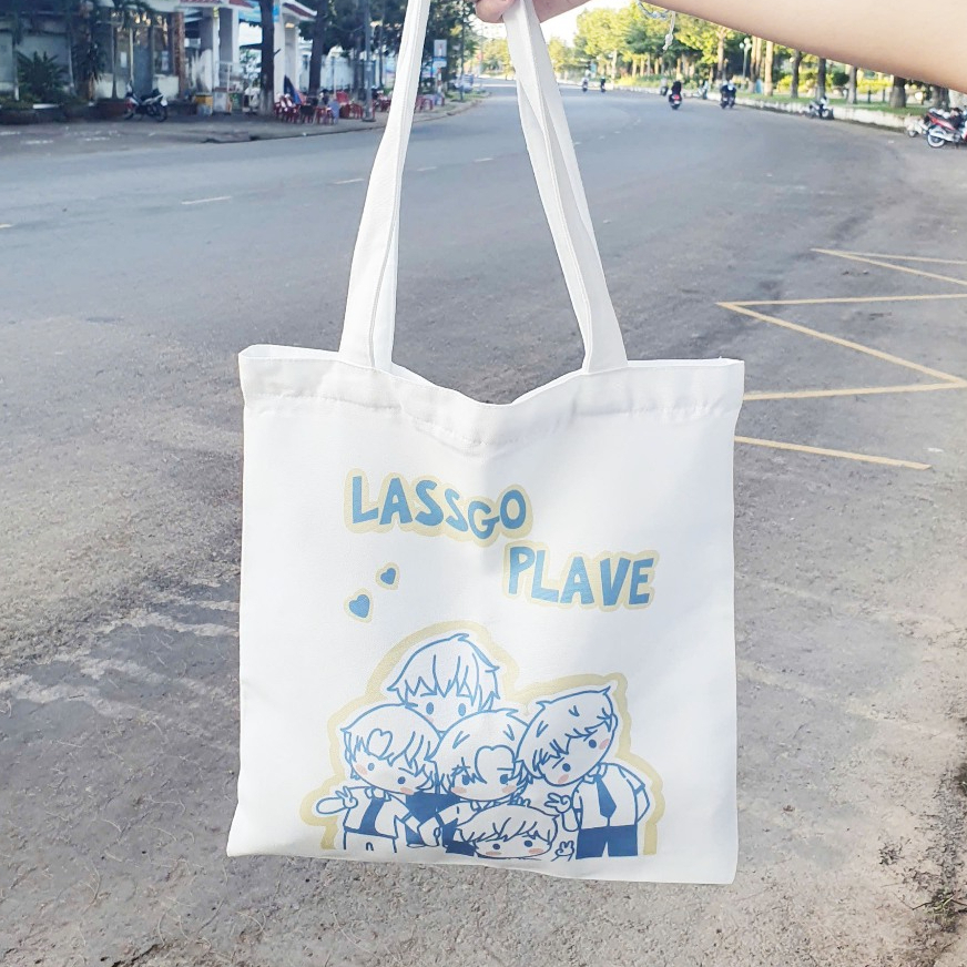 Lassgo Plave canvas tote bag - Penguin House product (all photos taken ...