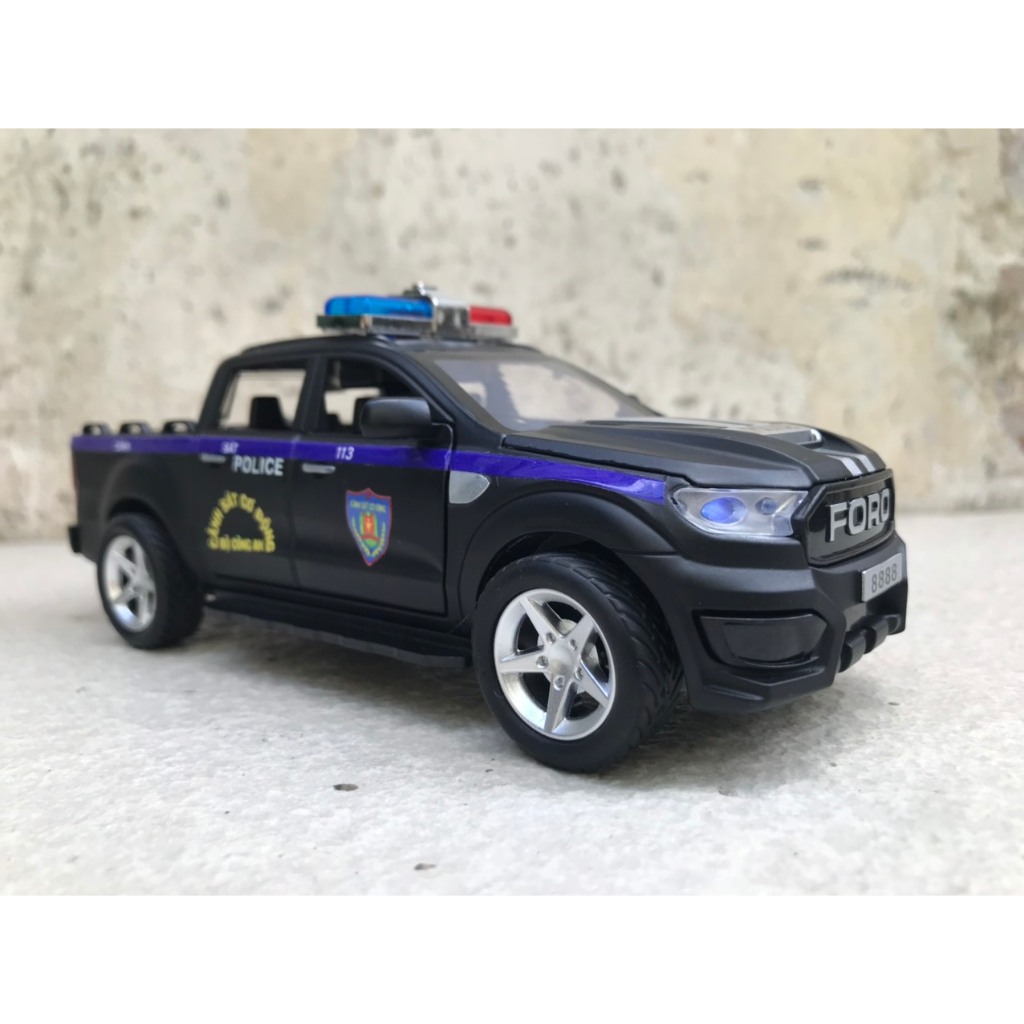 Mobile Police Car Model 113 Ford Wildtrak 1:32 | Shopee Philippines