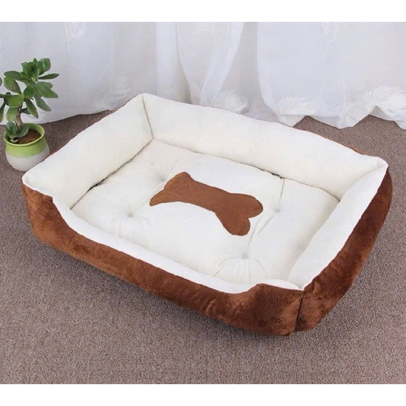 Rectangular sleeping mattress for dogs and cats in the shape of dog ...