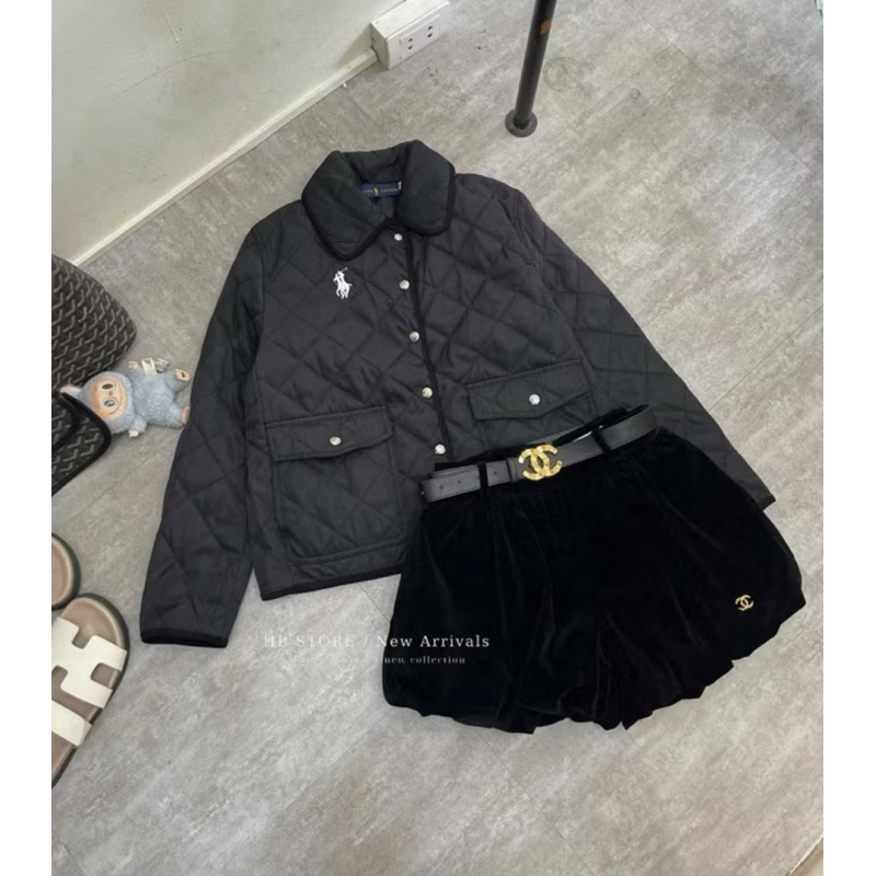 Channel shorts with puffy shape in the right form (3-layer product ...