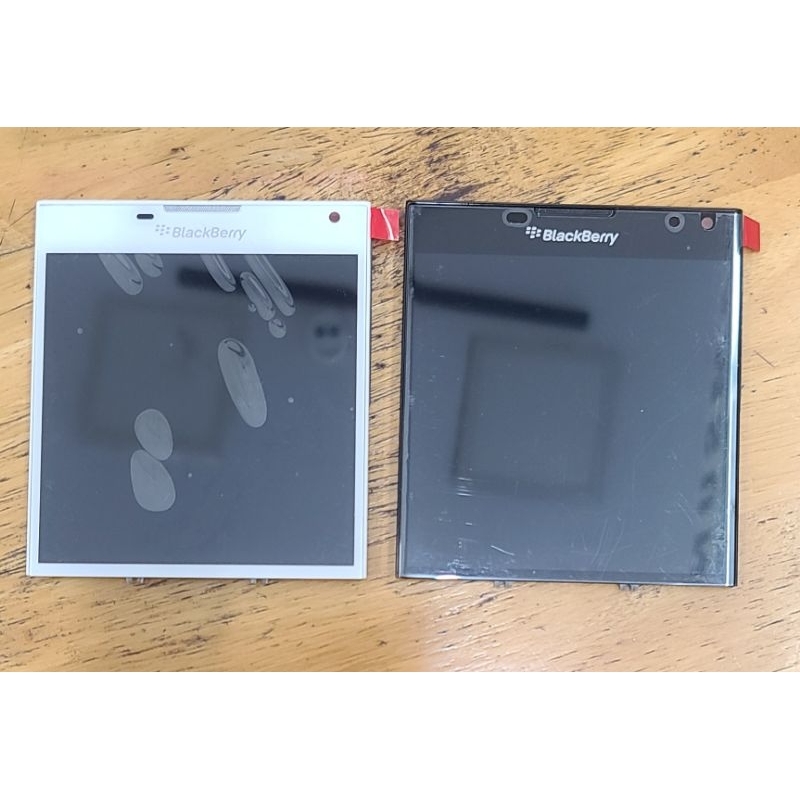 Blackberry Passport screen black and white zin new | Shopee Philippines