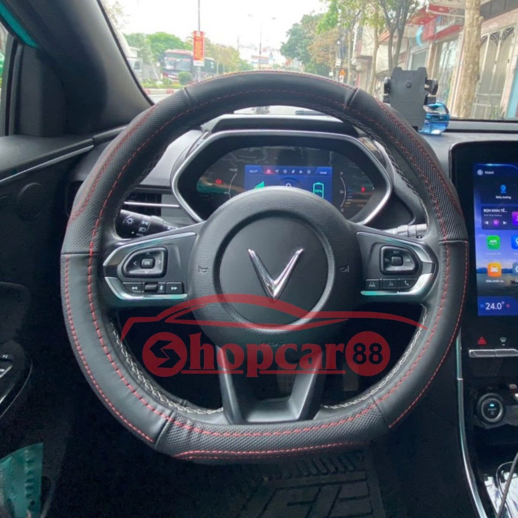 Vinfast- Steering Wheel Cover, Genuine Leather Steering Wheel Cover ...