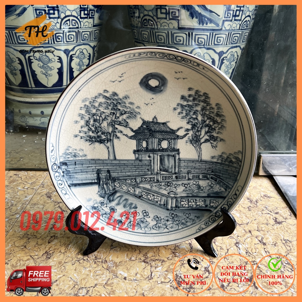 Antique cracked enamel Bat Trang ornamental plate painted with Quoc Tu ...