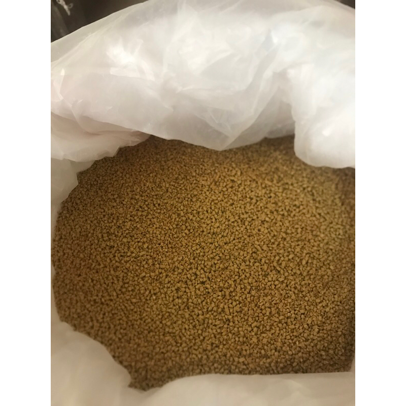 Cj chick bran Korean LD brand with 22% P chicken eats without diarrhea ...