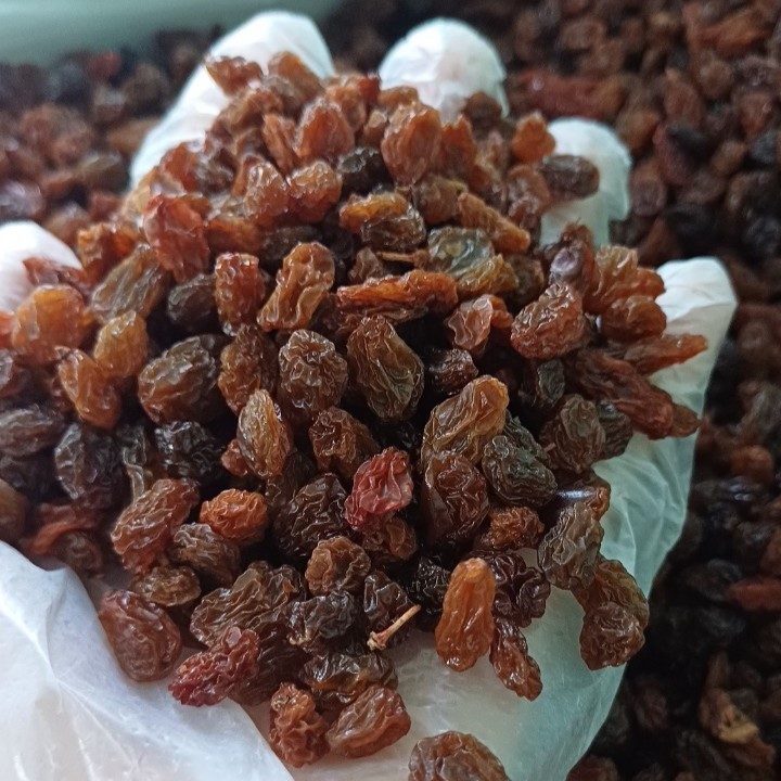 Australian SUS RAISINS SMALL FRUITS FROM BRANCHES, NATURAL SWEET BOX ...