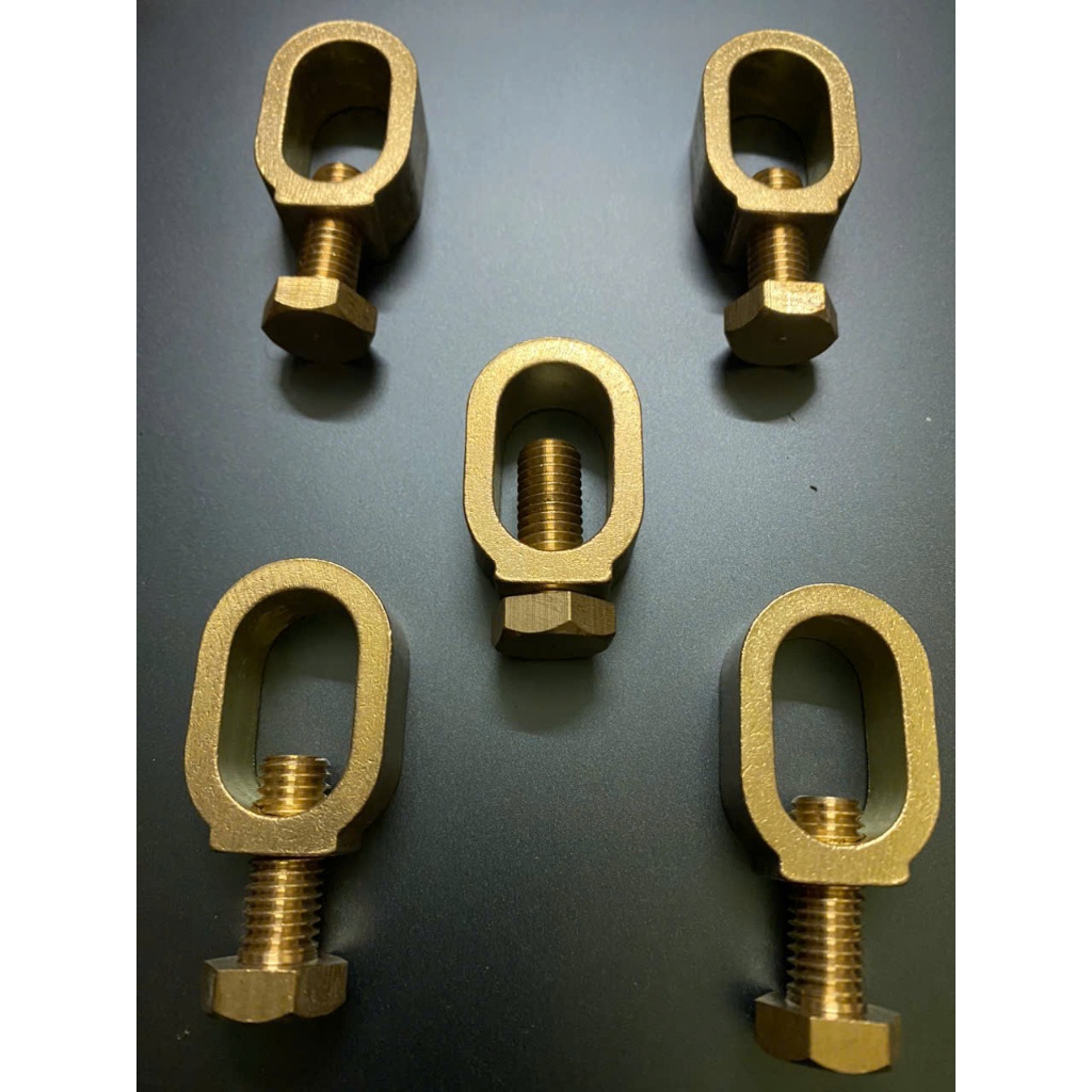 Diamond-shaped brass grounding cable clamp (Pole and cable clamp, thick ...