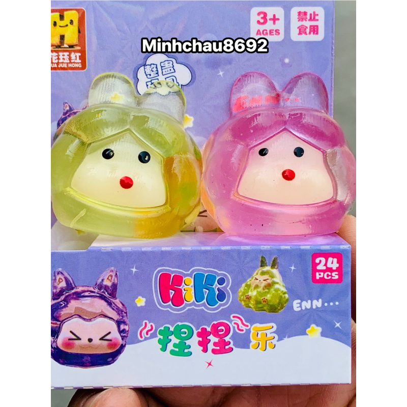 Super soft toy mochi, box of 2 hand-squeezed mochi shquicy | Shopee ...