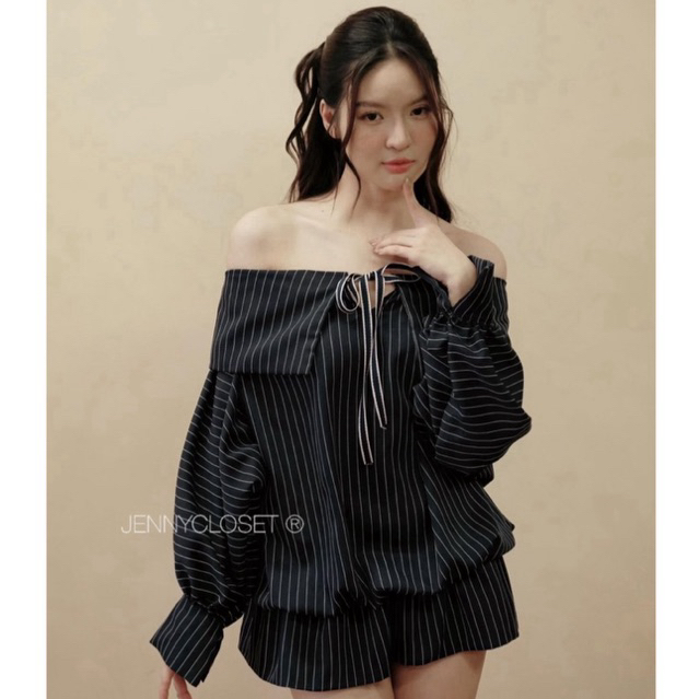 Jennycloset ”Gusia Set” High-quality plaid off-the-shoulder top from ...